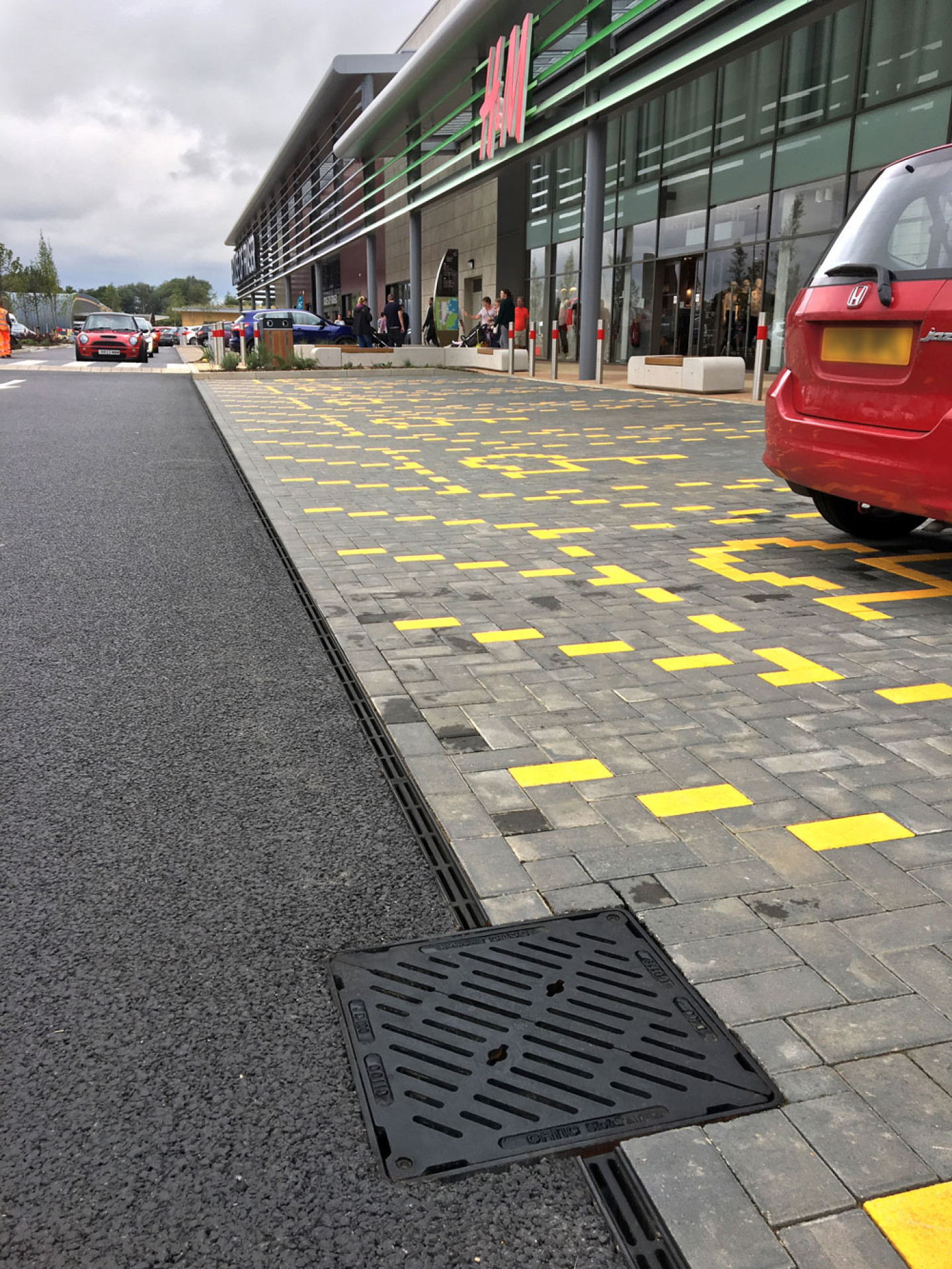 Gatic channel drainage installed at Rushden Lakes Shopping Centre